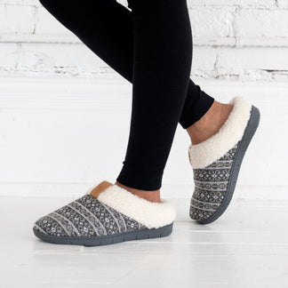 Women's Fairisle Knit Braelyn Clog Slipper – Isotoner.com USA